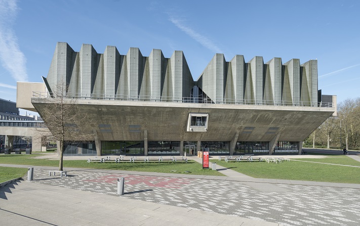 Restauratieonderzoek Aula TU Delft - MONUMENTAAL magazine